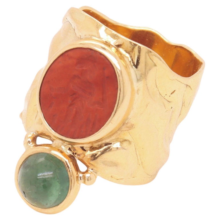 Signed Elizabeth Gauge 18 Karat Molten Gold Carved Intaglio Signet Ring ...