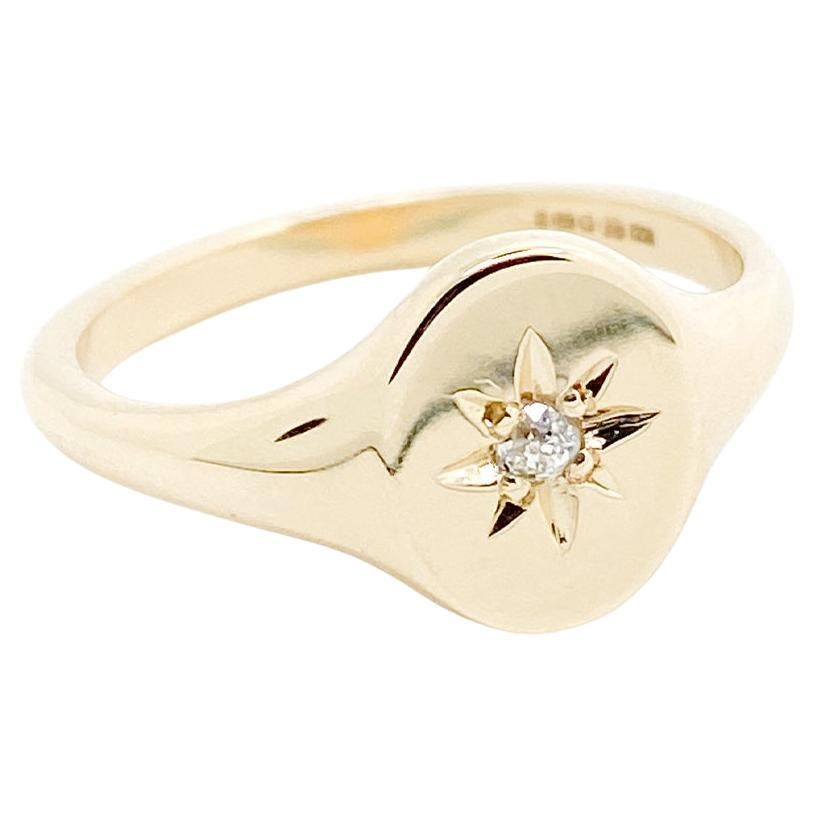 Customizable Signet Forget-Me-Not Ring 18ct Gold Made to Order For Sale ...