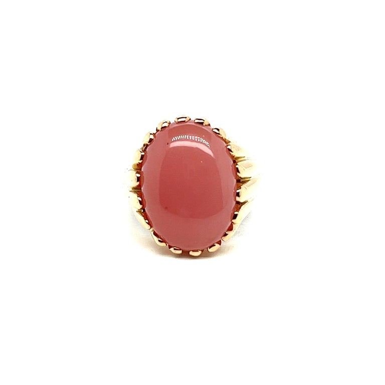 Signet Ring Guava Quartz Cabochon Rose Gold For Sale at 1stDibs