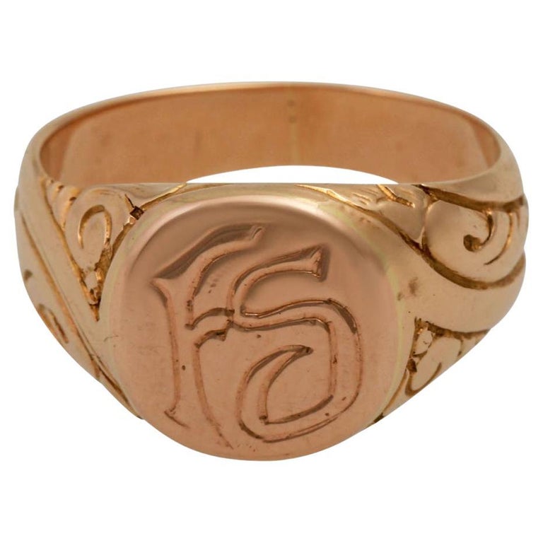 Signet ring with monogram "FS" For Sale at 1stDibs