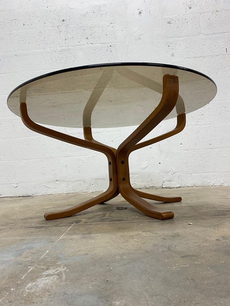 Sigurd Ressell Falcon Coffee Table with Round Smoked Glass Top for ...