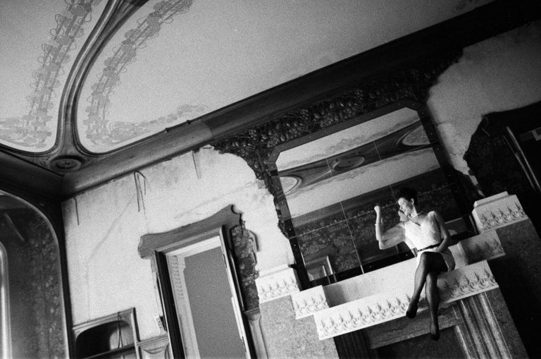 Silas Shabelewska - On Top of The World - Villa Prince Rainier, Eze-sur ...