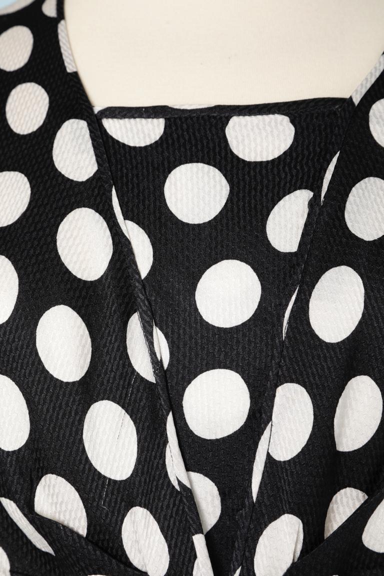 Silk jacquard black&white Polka dots top with rhinestone button Emanuel ...