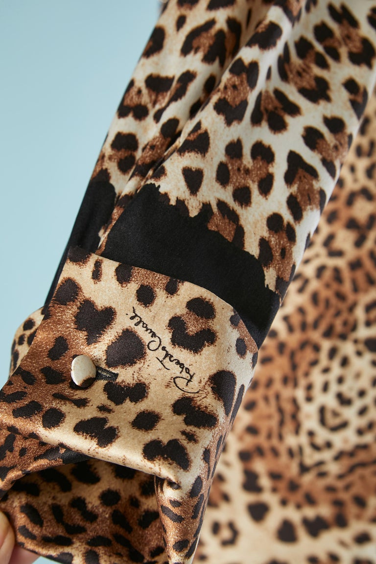 Silk leopard shirt with rhinestone brooch in the middle front Roberto ...