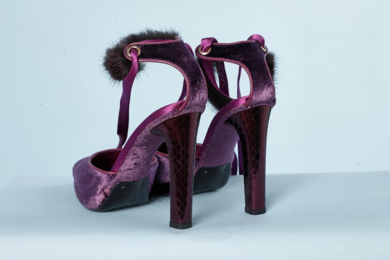 Silk velvet and furs platform sandal with python heels Tom Ford for ...