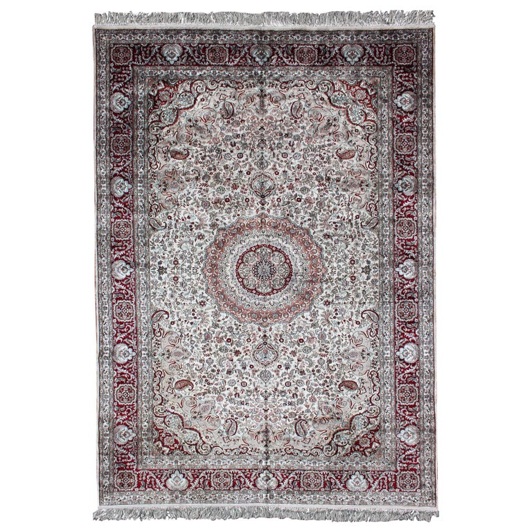 Silk Vintage Isfahan Design Medallion Carpet with Intricate Floral ...