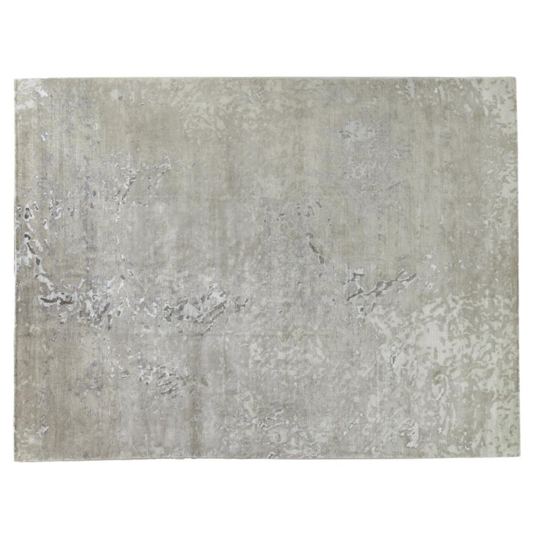 Silver and Ivory Abstract Area Rug For Sale at 1stDibs
