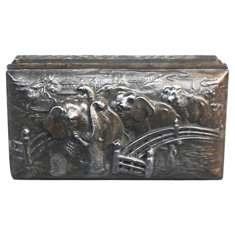 Silver Box with Indian Elephants, Late 19th Century For Sale at 1stDibs