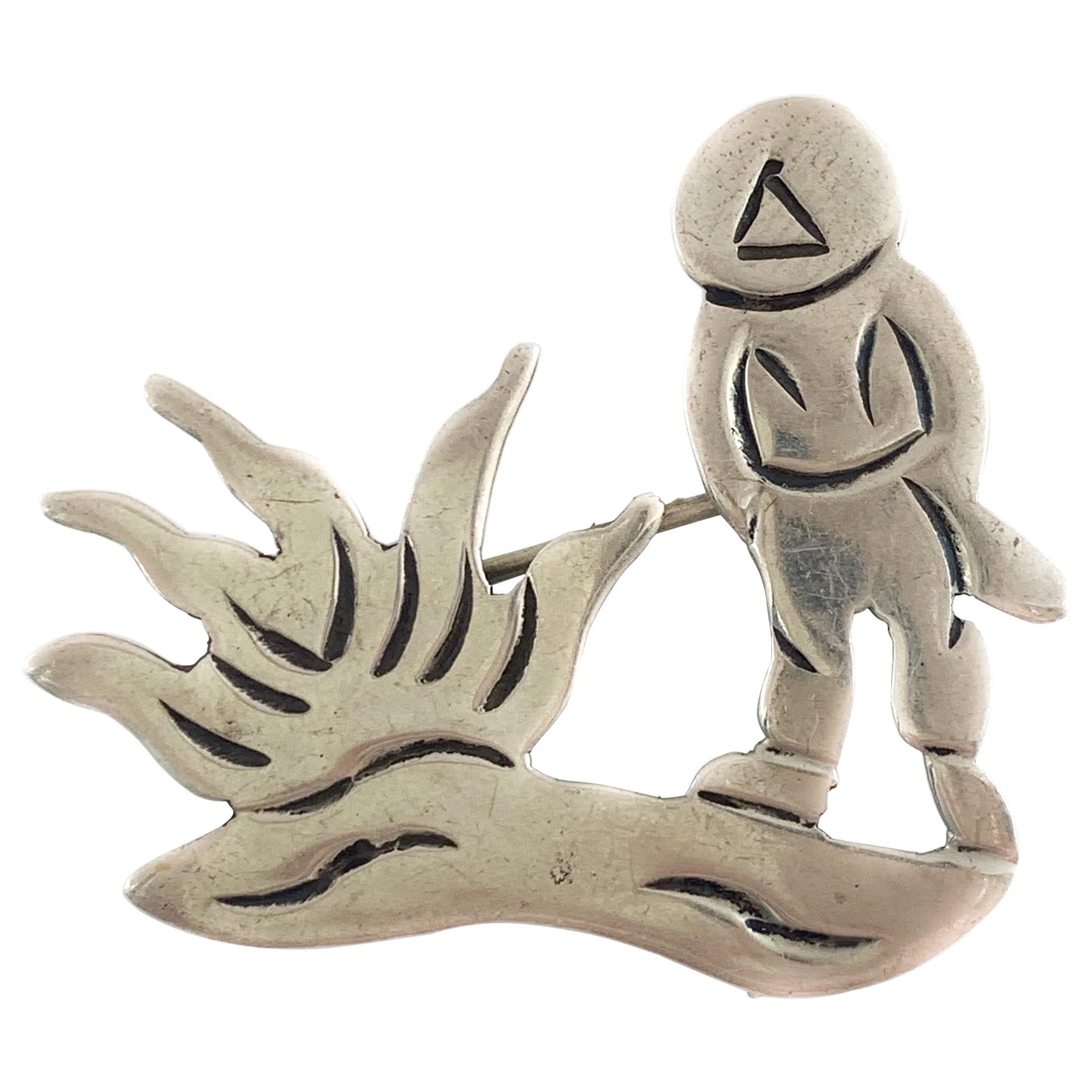 Silver Brooch For Sale at 1stDibs