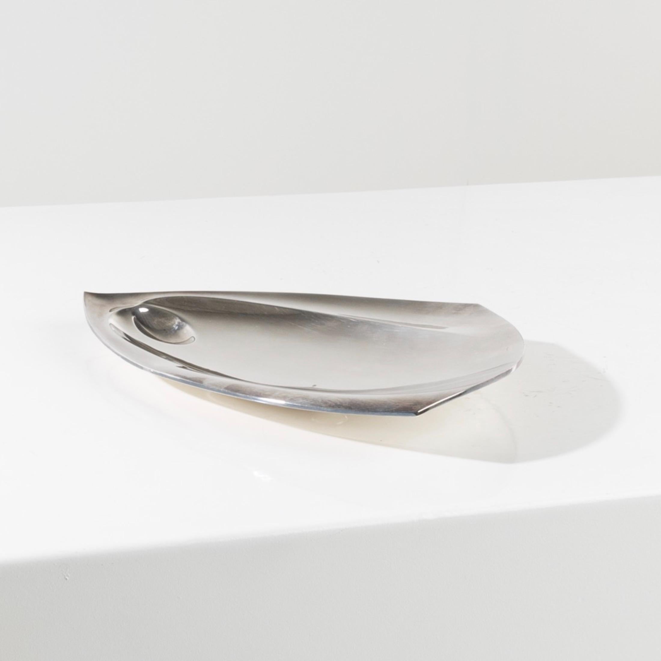 Silver dish by Tapio Wirkkala – Kultakeskus For Sale at 1stDibs