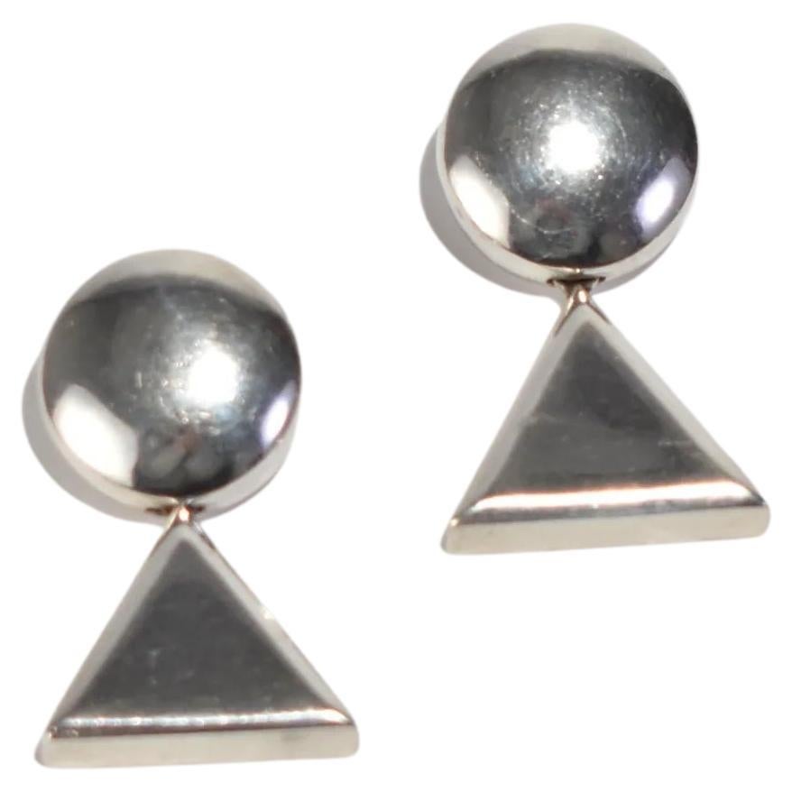 Sterling Silver Bulbous Shell Earrings For Sale at 1stDibs