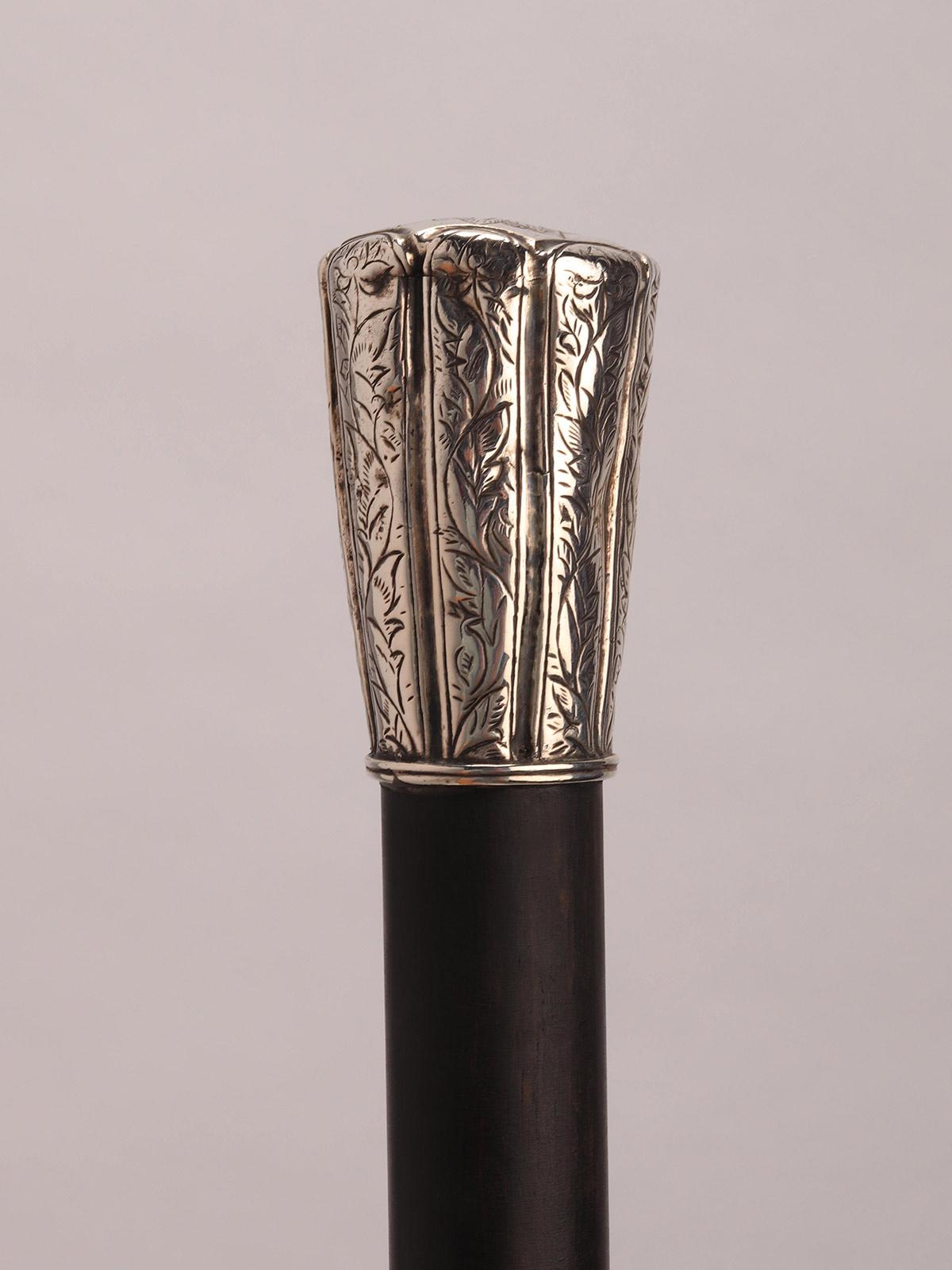 Silver handle walking stick, milord shape with leaves, France 1900. For ...
