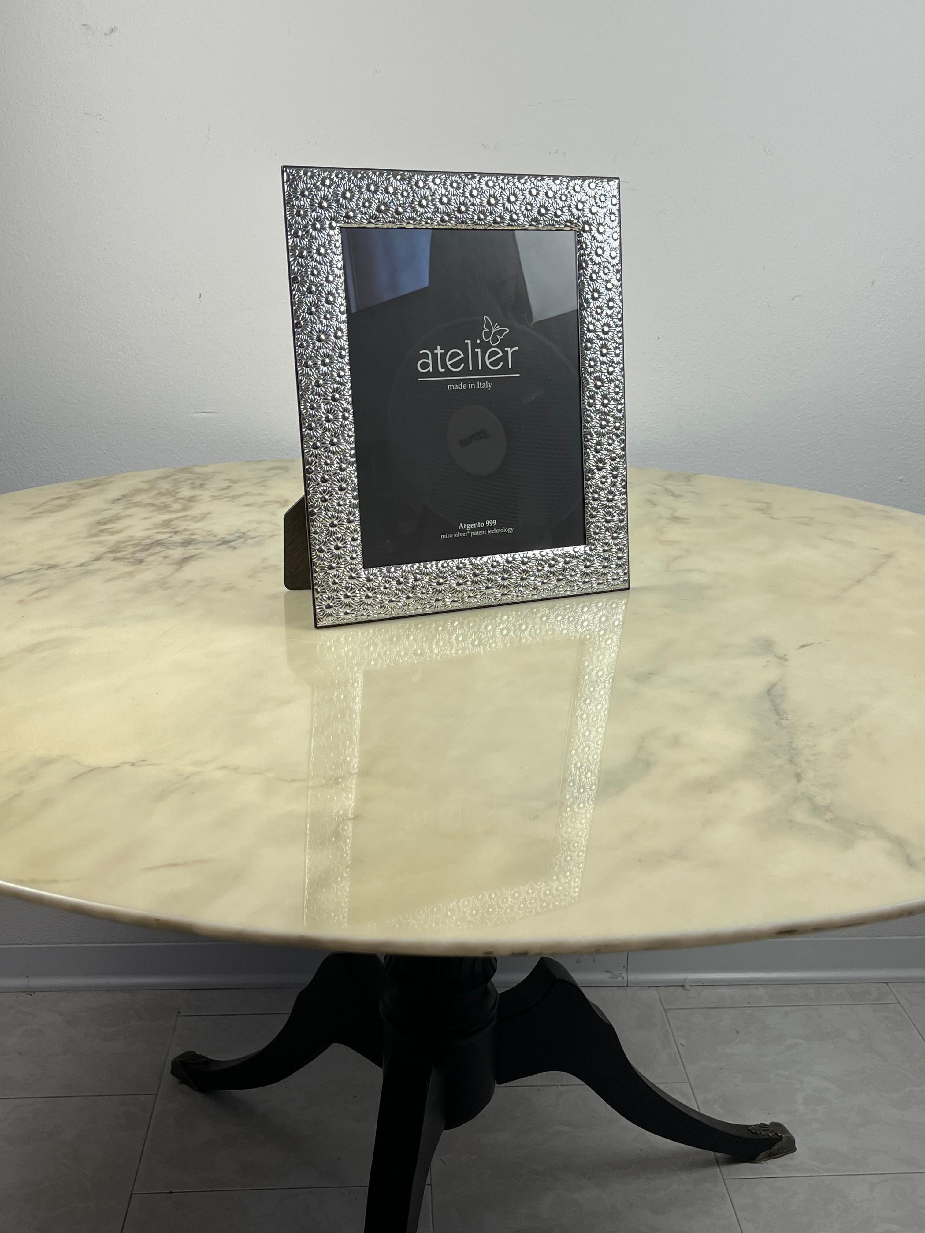 Silver Laminated Photo Frame, made in Italy, 20 x 25 cm For Sale at 1stDibs