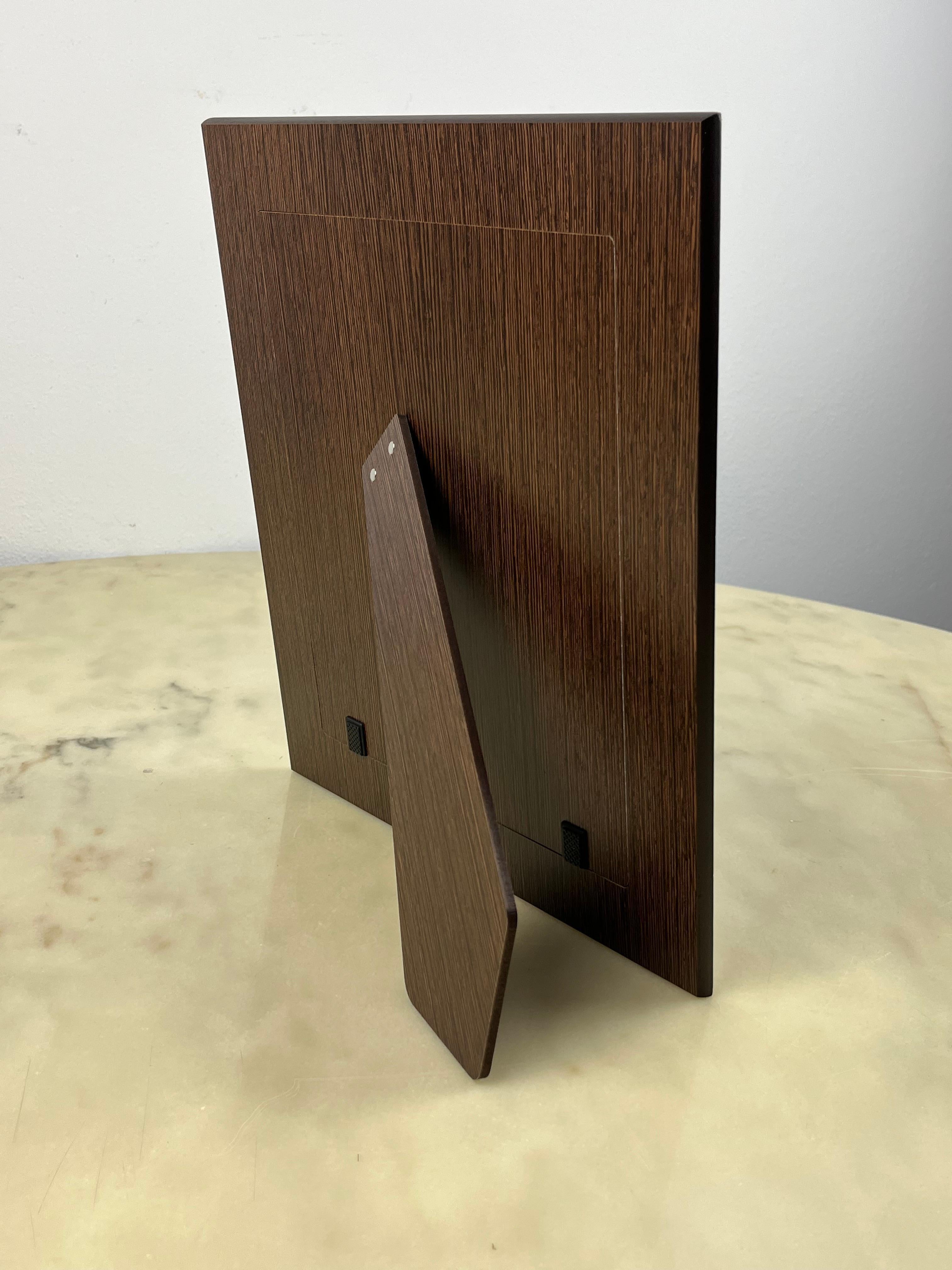 Silver Laminated Photo Frame, made in Italy, 20 x 25 cm For Sale at 1stDibs