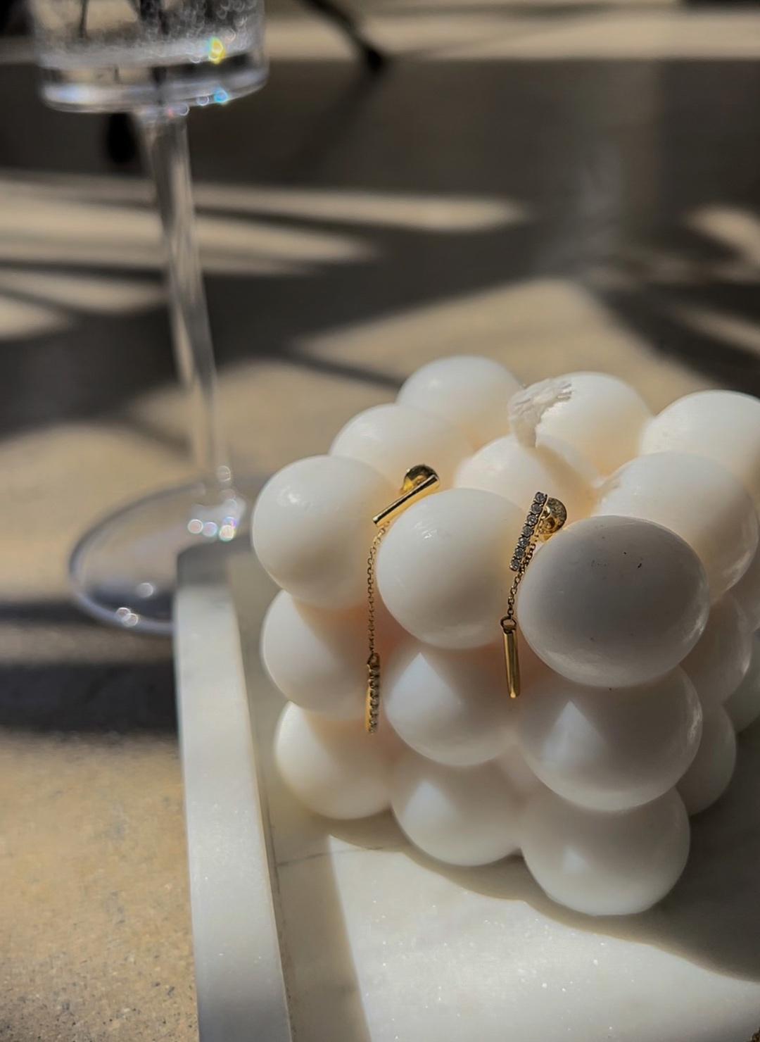 Silver Lining Earrings, 18K Gold with Diamonds For Sale at 1stDibs ...