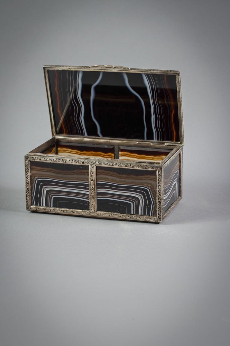 Silver Mounted Striated Agate Box, circa 1870 For Sale at 1stDibs