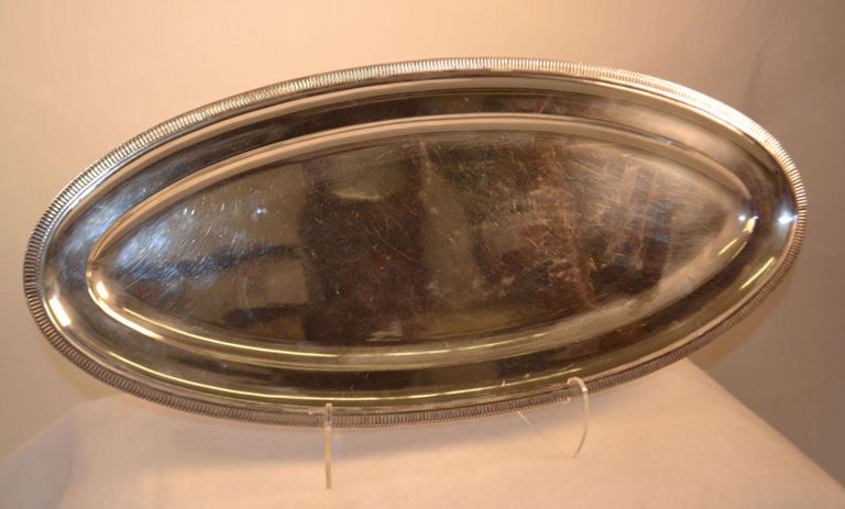 Silver Plated Oval Serving Tray For Sale at 1stDibs