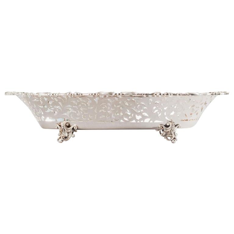 Silver Plated Pierced Centrepiece, Made in Italy For Sale at 1stDibs ...