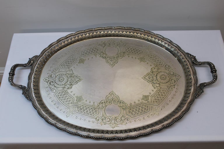 Silver Plated Serving Platter For Sale at 1stDibs