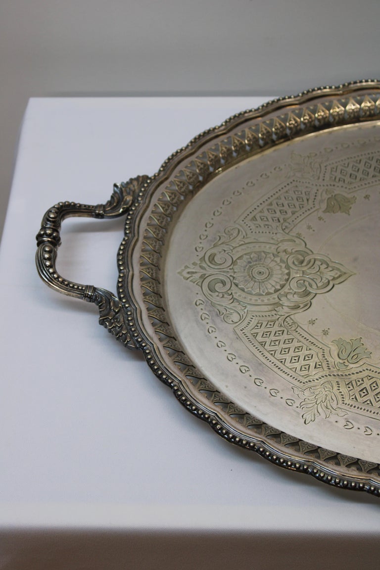 Silver Plated Serving Platter For Sale at 1stDibs