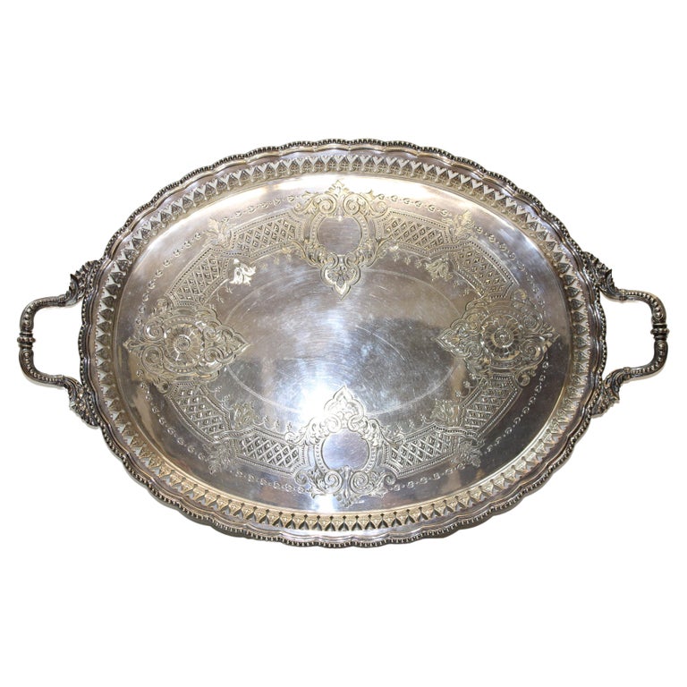 Silver Plated Serving Platter For Sale at 1stDibs
