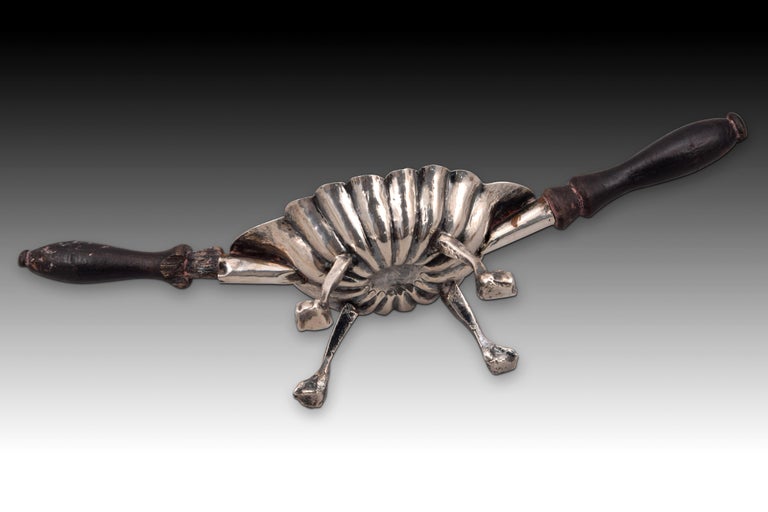 Silver small brazier. Spain, 19th century For Sale at 1stDibs
