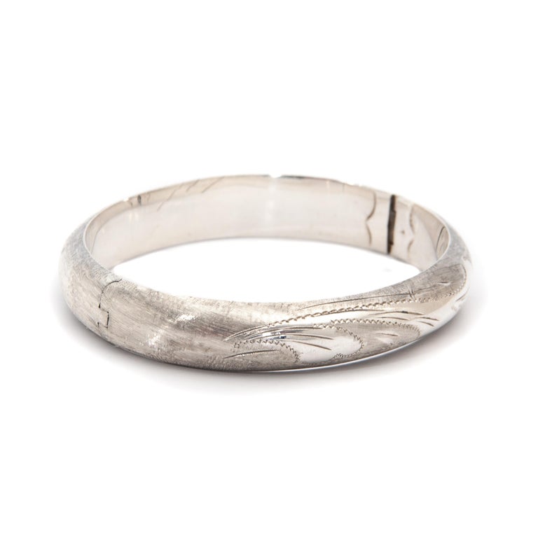 Silver Vintage Floral Etched Bangle Bracelet at 1stDibs