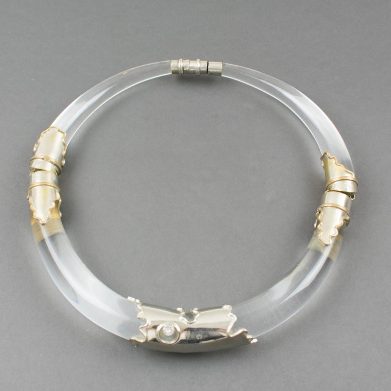 Silvered Metal and Lucite Futuristic Collar Necklace For Sale at 1stDibs