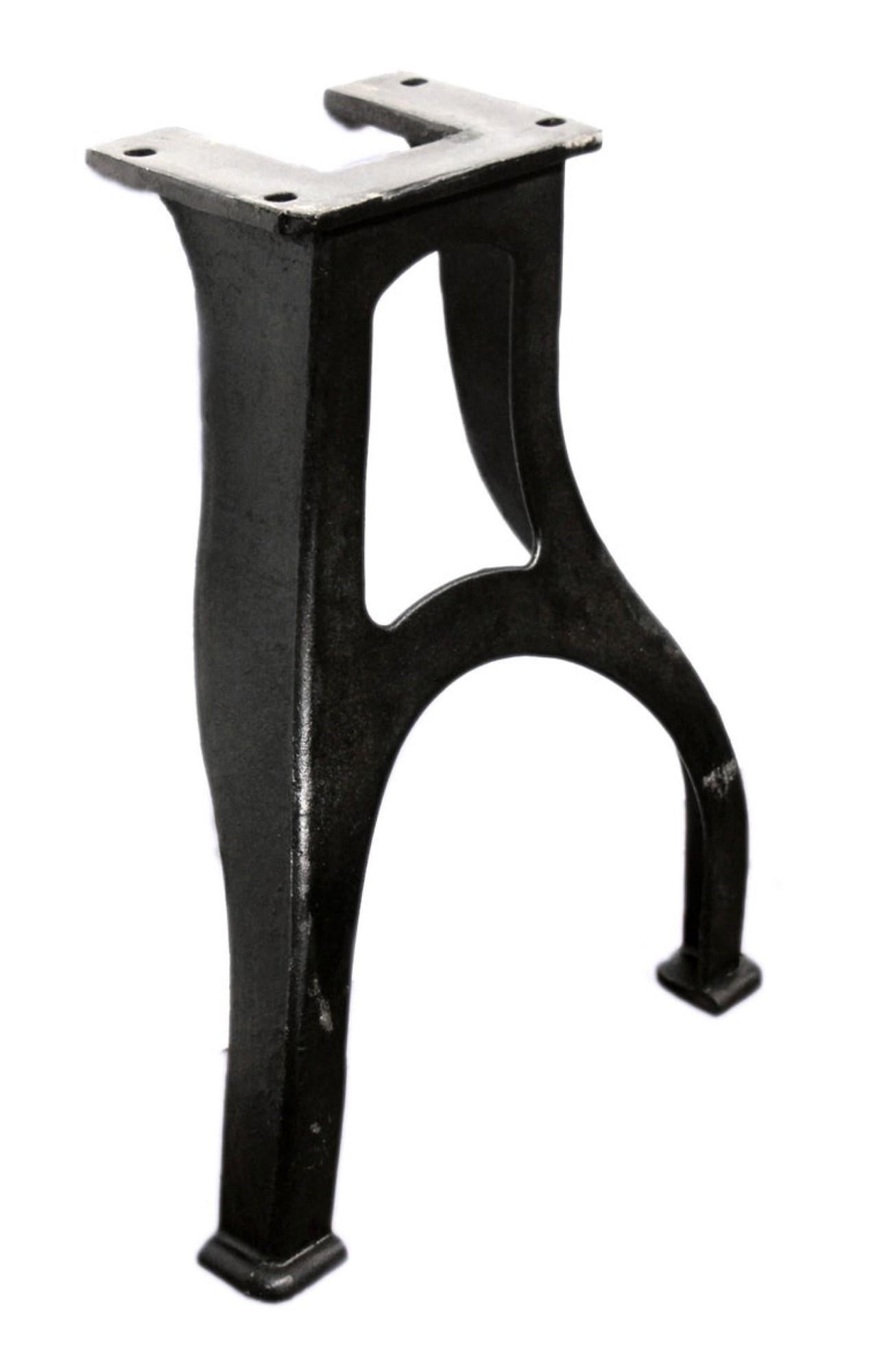 Single Curved Victorian Style Industrial Machine Cast Iron Table Leg at ...