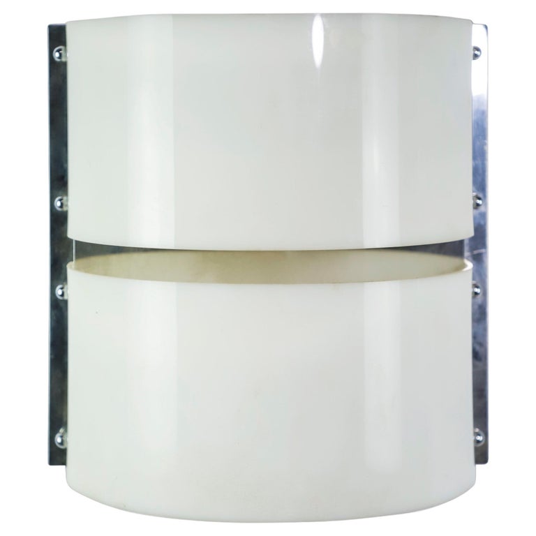 Single Mid-Century Modern Italian Lucite Nickeled Sconce For Sale at ...