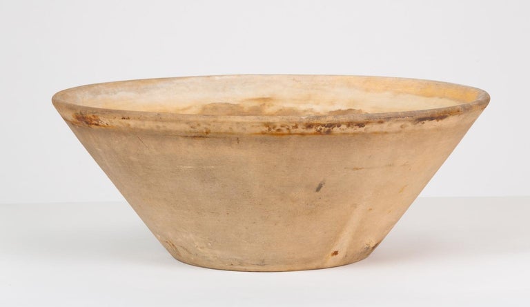 Single Small “Wok” Planter by Lagardo Tackett for Architectural Pottery ...