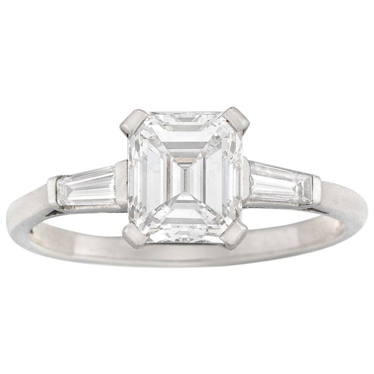 Single Stone Solitaire Diamond Ring For Sale at 1stDibs