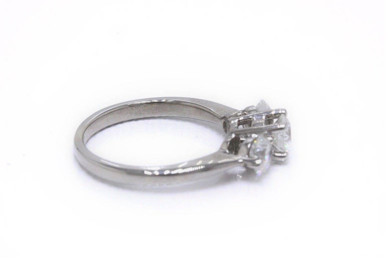 Sitara Round Diamond Ring Round 1.04 Carat Three-Stone Ring GSI Report ...