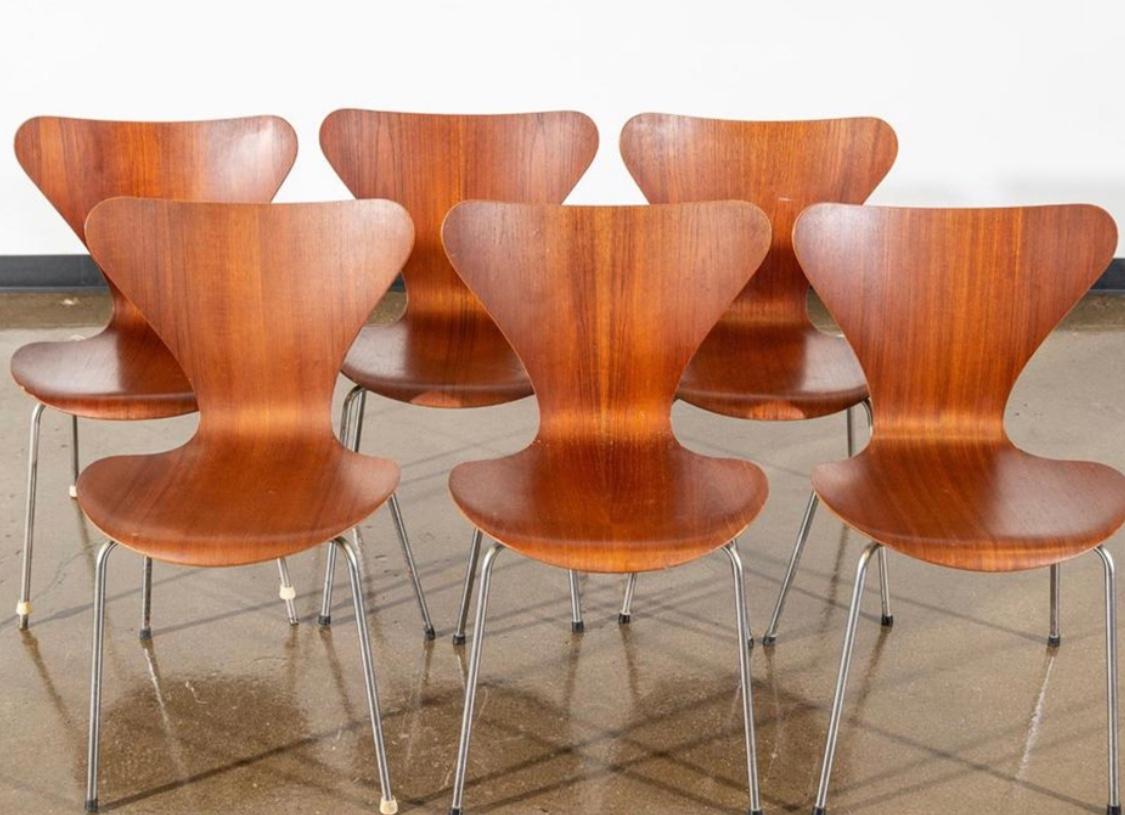 Six Arne Jacobsen Series 7 Teak Dining Chairs at 1stDibs | jacobsen 7 ...