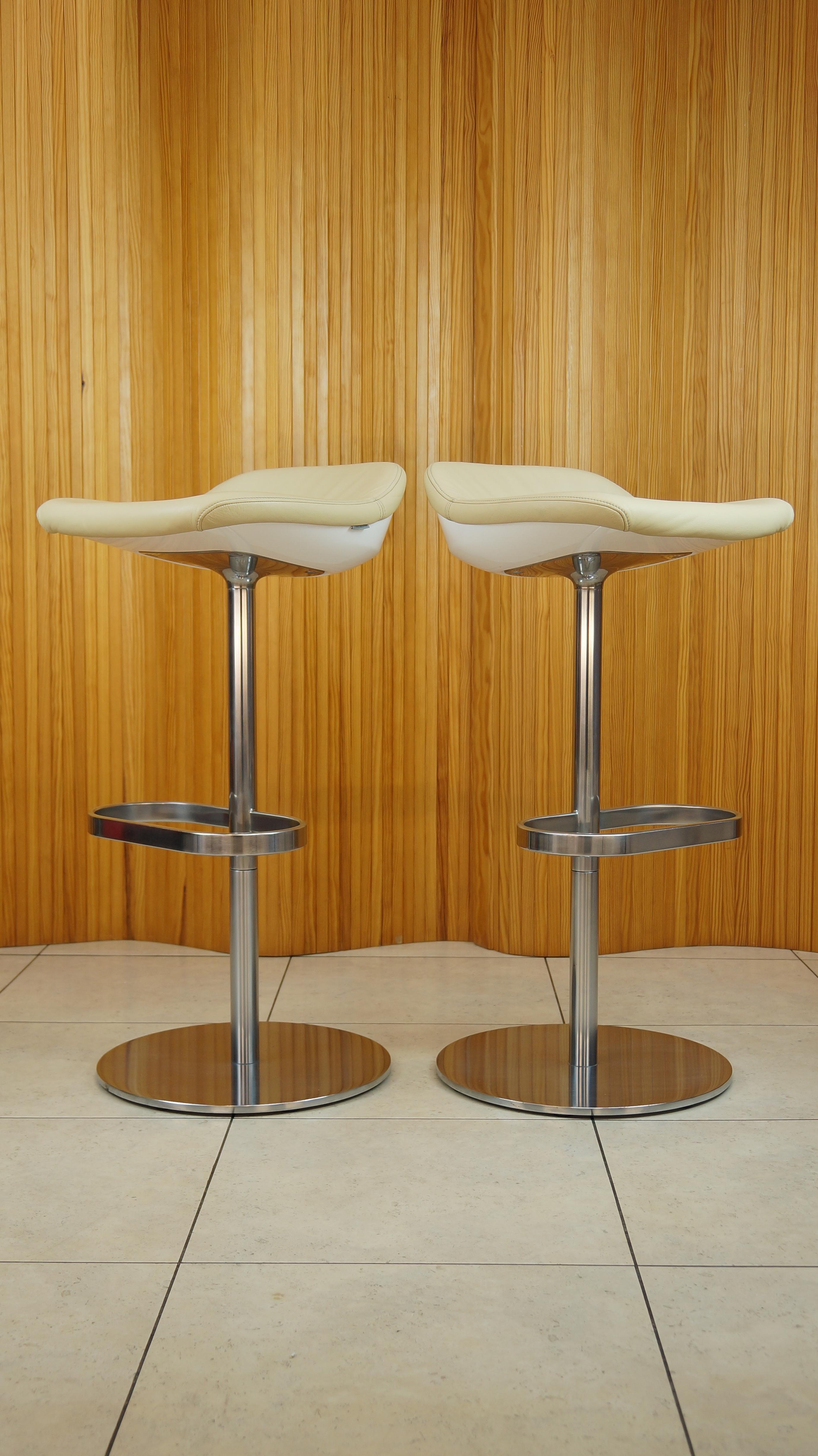 Six Cream Leather Walter Knoll Turtle Bar Counter Stools Chrome Steel ...