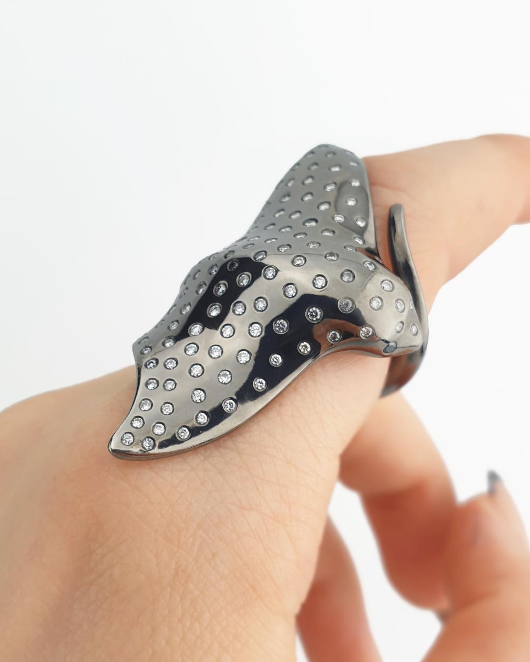 Sculptural Stingray Ring, 18k White Gold Black Rhodium Plated, 144 ...