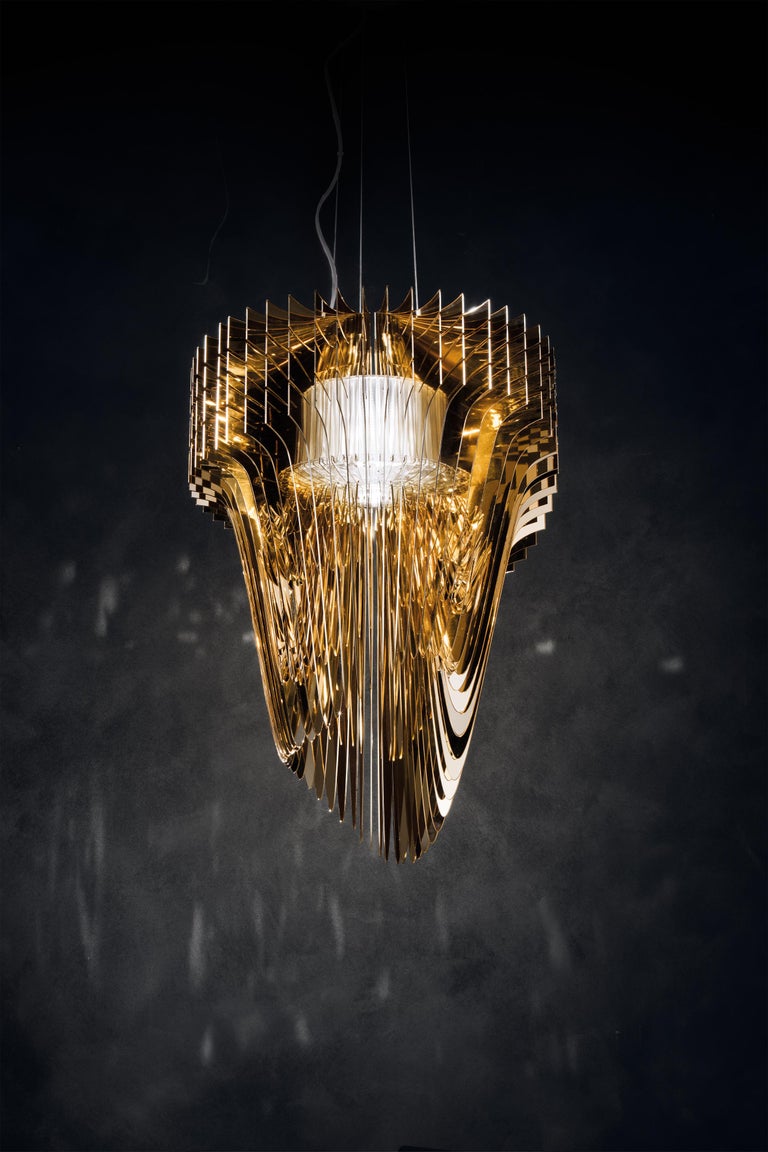 SLAMP Aria Medium Pendant Light in Gold by Zaha Hadid For Sale at 1stDibs