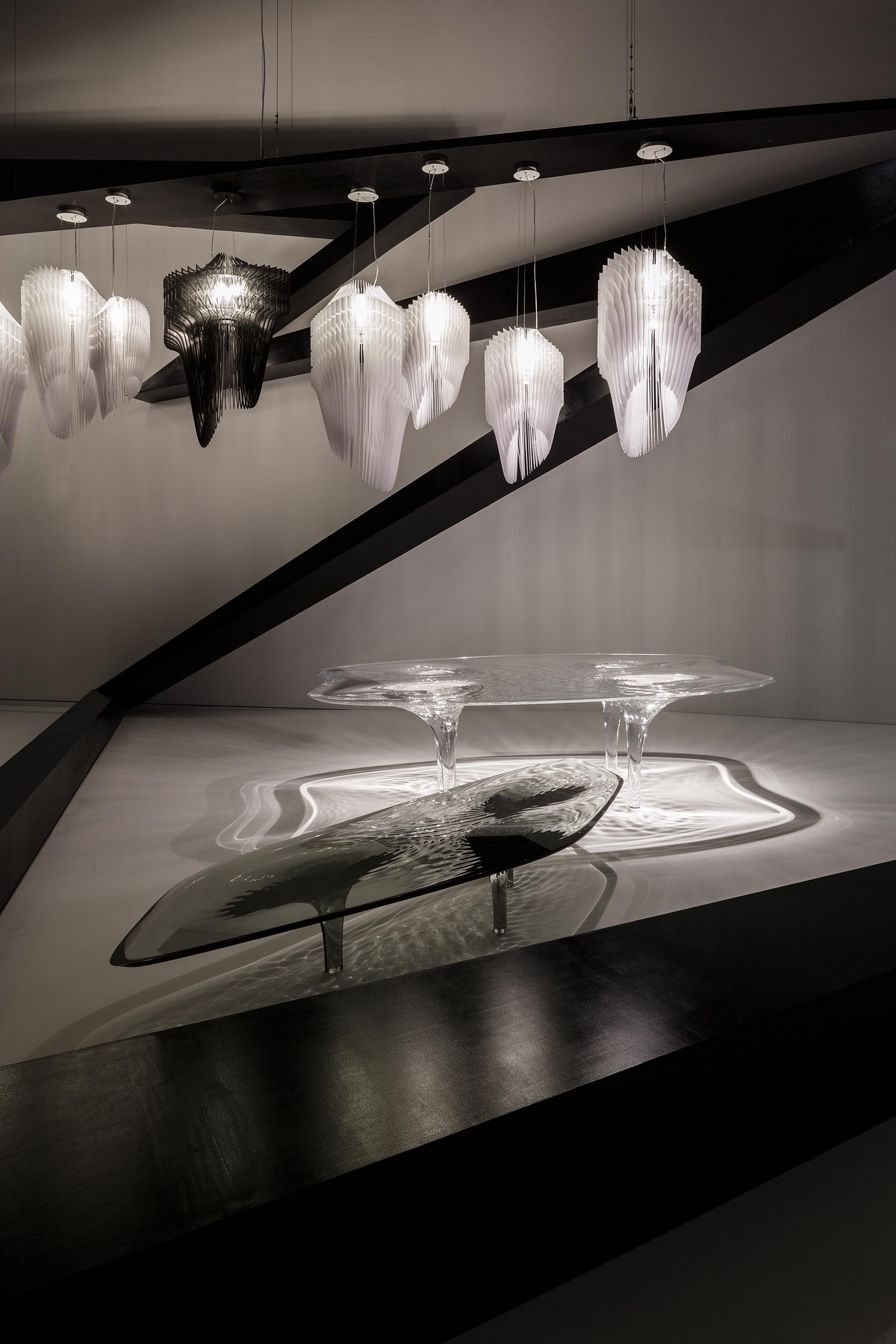 SLAMP Aria Medium Pendant Light in Gold by Zaha Hadid For Sale at ...