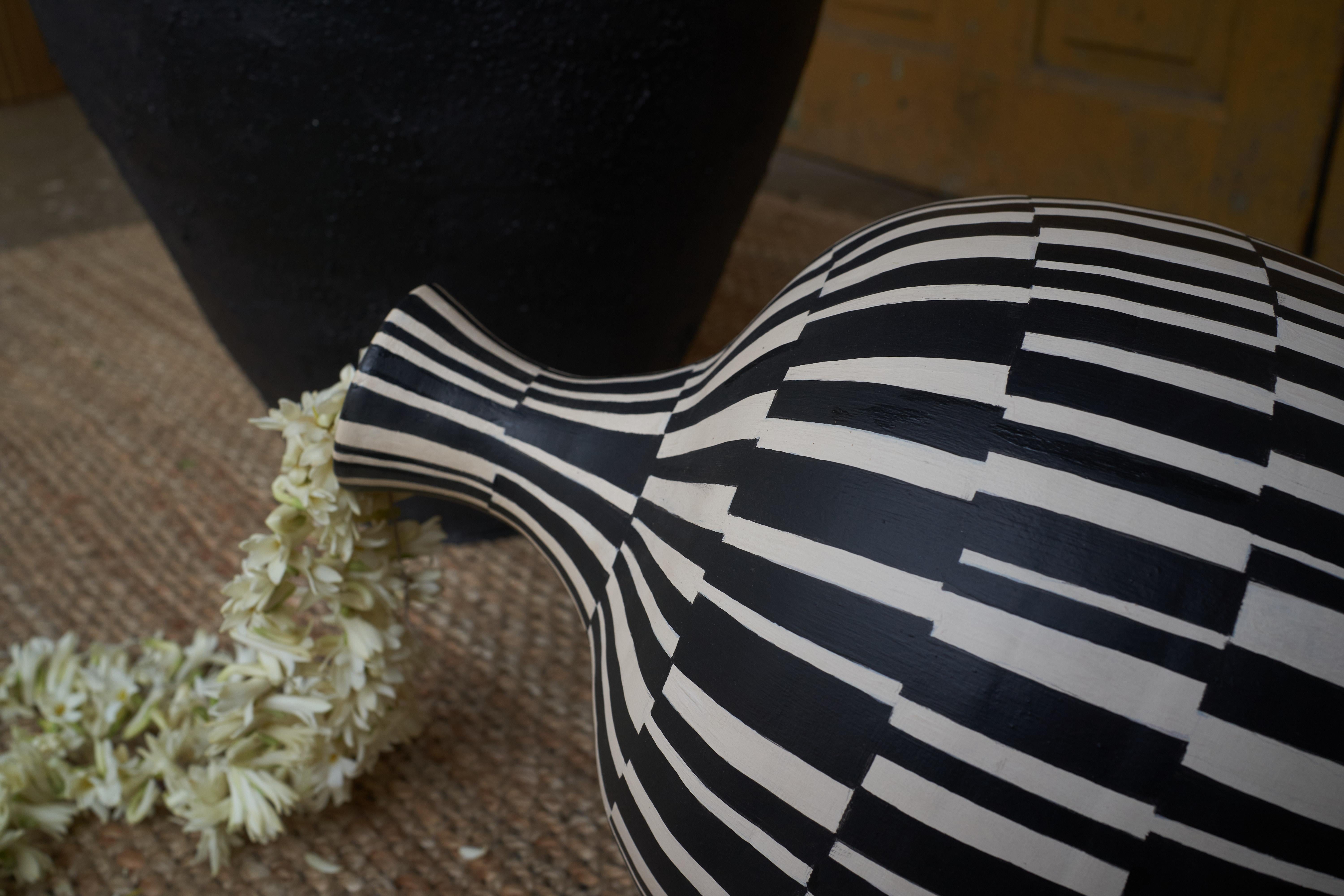 Sleeping Black And White Pot by Deetee Home For Sale at 1stDibs