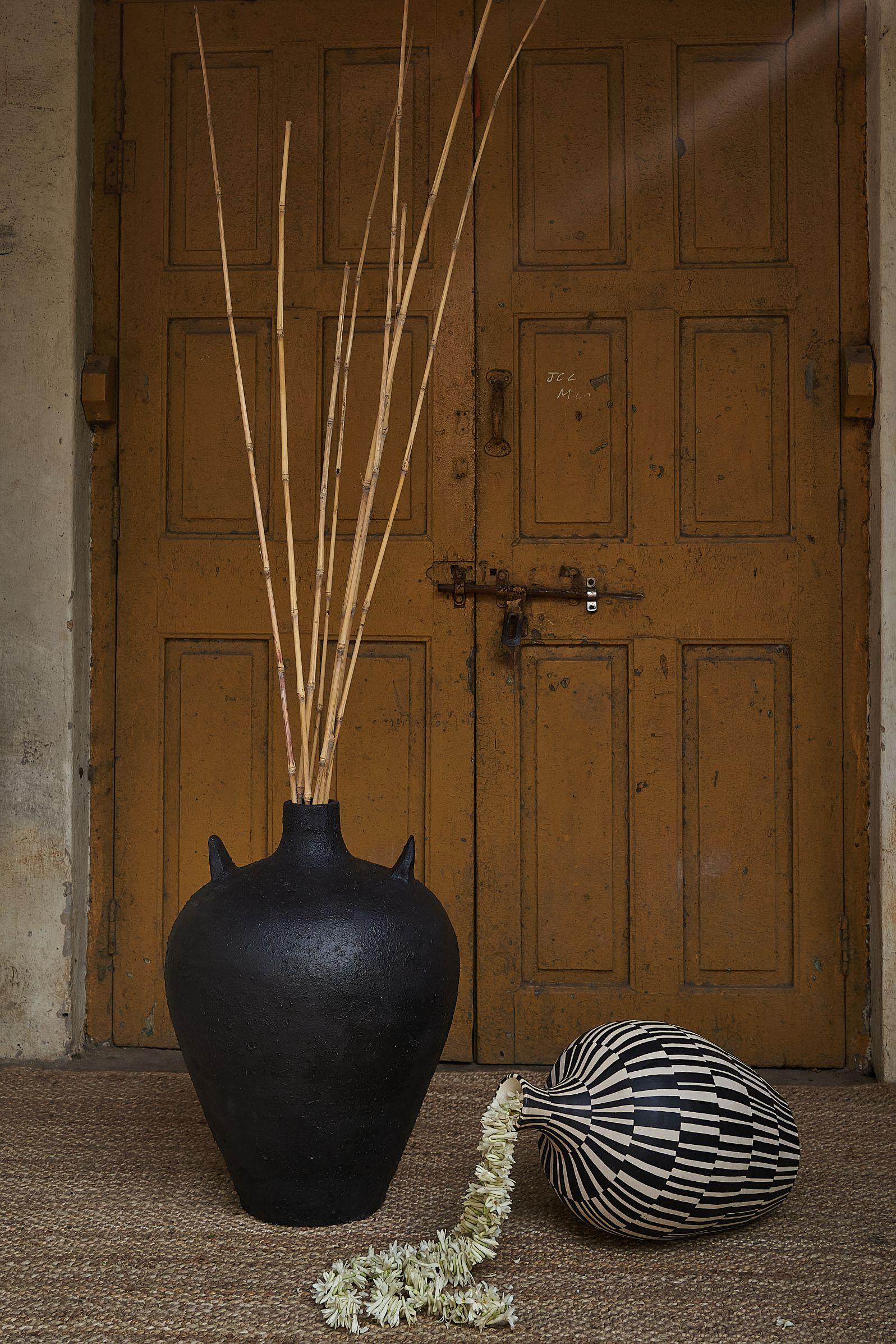 Sleeping Black And White Pot by Deetee Home For Sale at 1stDibs