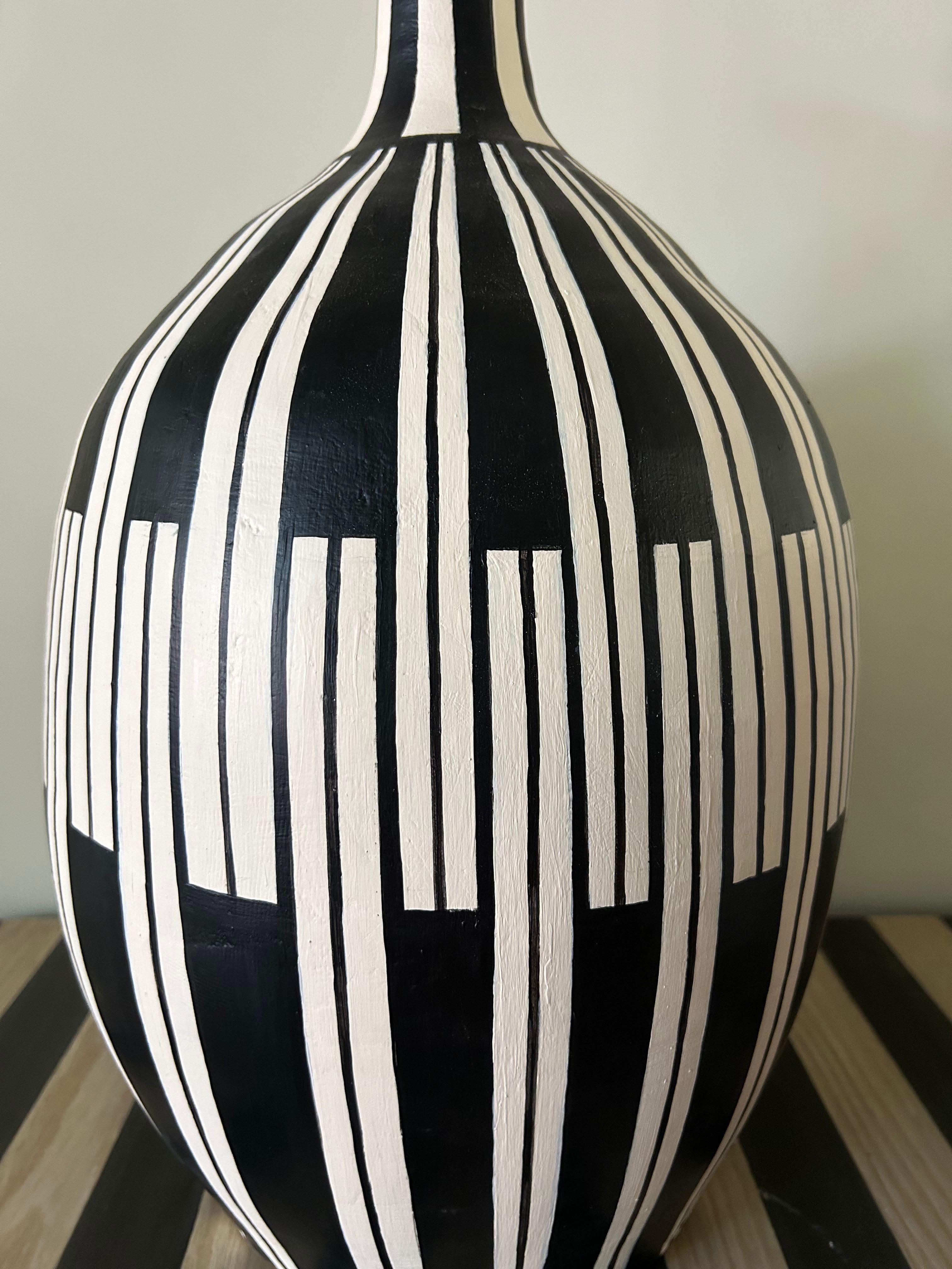 Sleeping Black And White Pot by Deetee Home For Sale at 1stDibs