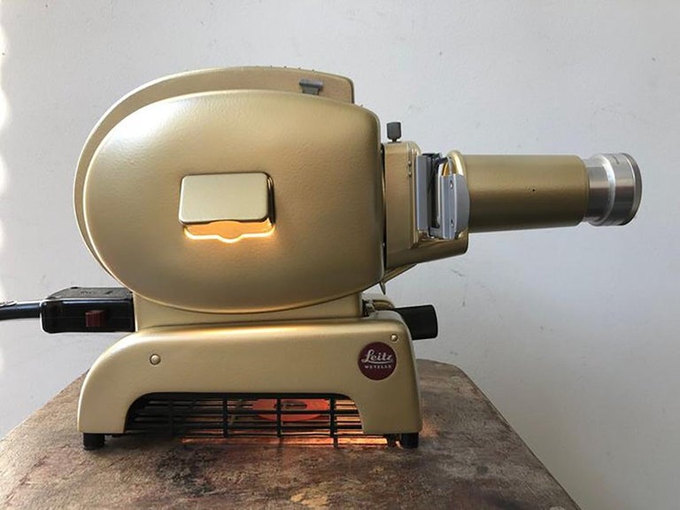 Slide Projector Leitz 'Leica' Prado 250 For Sale at 1stDibs | leitz ...