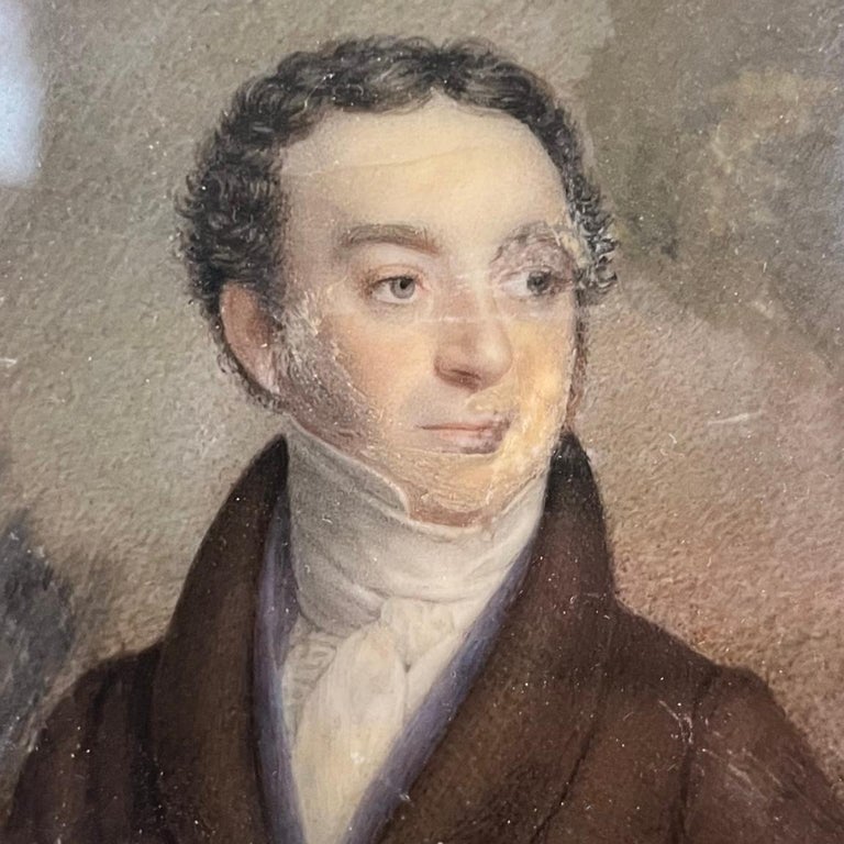 Small 1880s Portrait of a Gentleman in Gilt Frame For Sale at 1stDibs