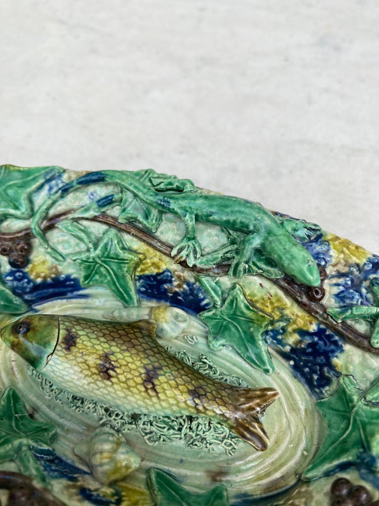 Small 19th Century Majolica Palissy Fish Wall Platter For Sale at 1stDibs