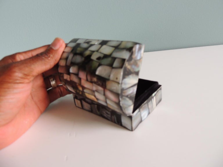 Small Abalone Shells Decorative Box For Sale at 1stDibs