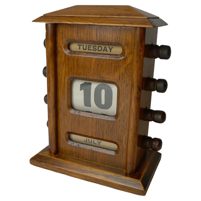 Small Antique English Oak Perpetual Calendar c1900 For Sale at 1stDibs