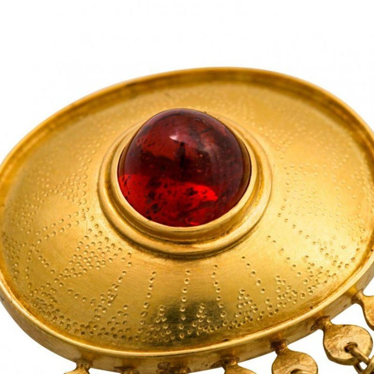 Small Brooch with Garnet Cabochon For Sale at 1stDibs