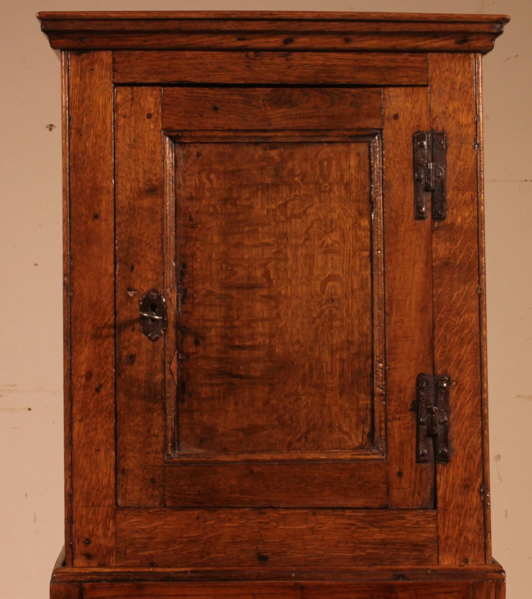 Small Cabinet from the 18th Century in Oak from England Small Piece ...