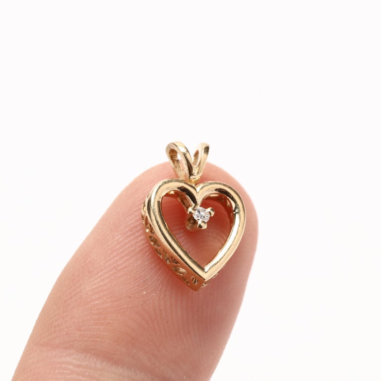 Small Diamond Heart Pendant, 14KT Yellow Gold For Sale at 1stDibs