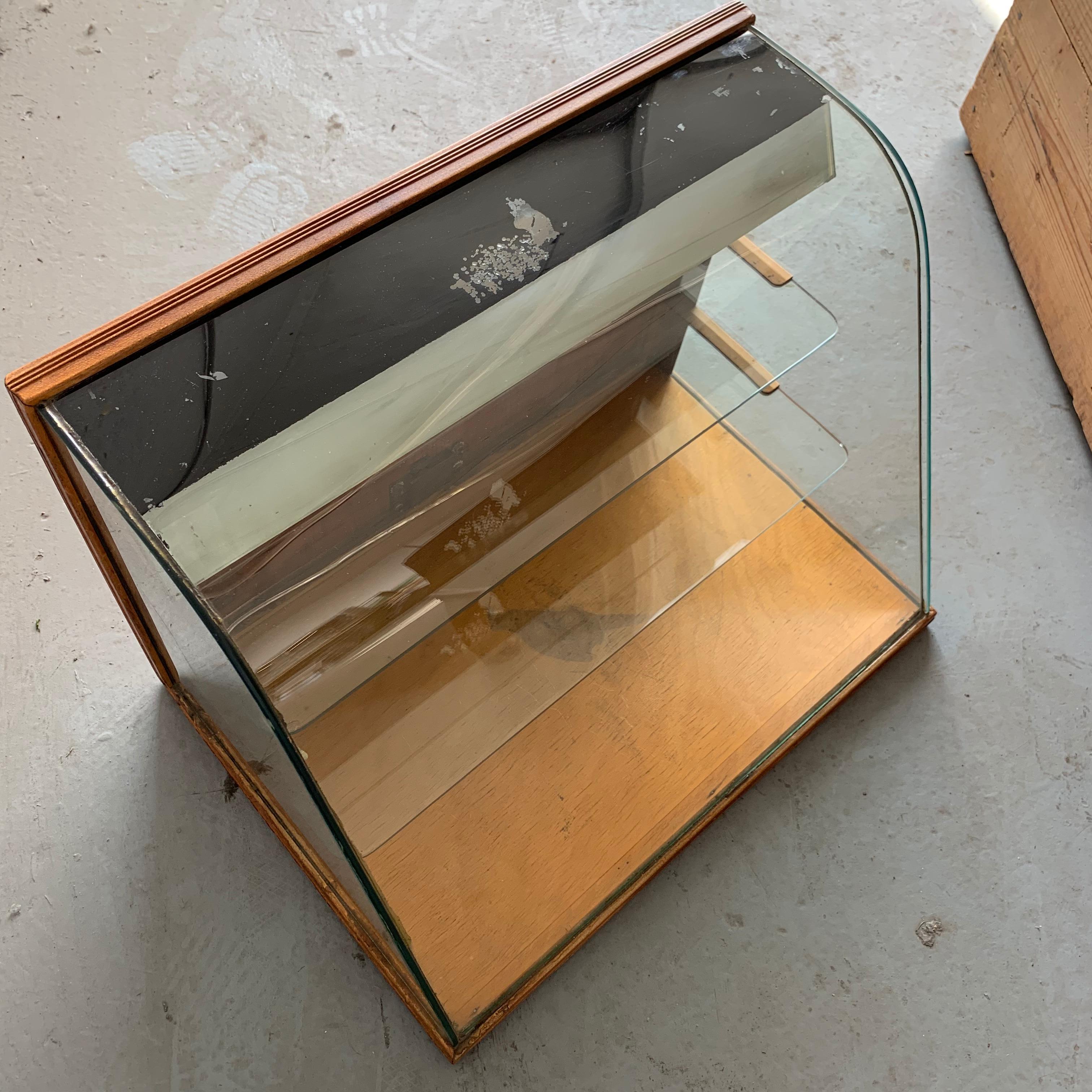 Small Early American Vintage Two-Tier Tabletop Shop Display Case at 1stDibs
